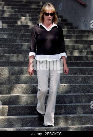 Witness Lynn Ellingsen makes her way back to B.C. Supreme Court to ...