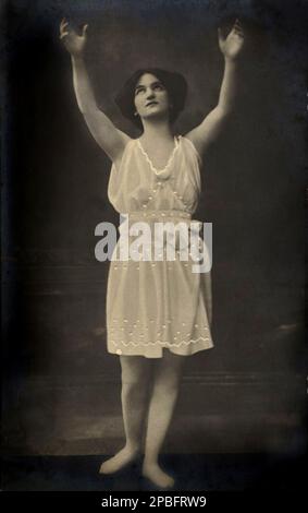 OLGA DESMOND ( born Olga Sellin - 1891 in Allenstein, East Prussia, now ...