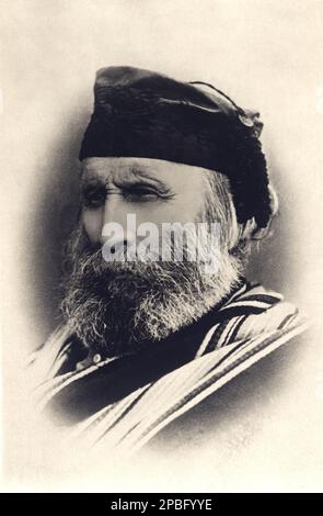 The italian politician GIUSEPPE GARIBALDI ( 1807 - 1882 ). Photo taken ...