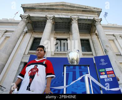 Paolo Maldini of AC Milan wearing a face mask after breaking his nose ...