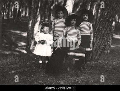 1944 ca, ITALY : UMBERTO di SAVOIA prince of Piemonte ( 1904 - 1983 ...