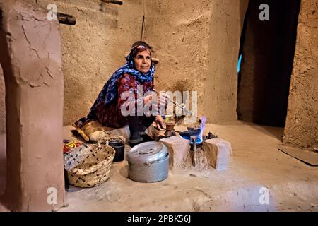 Traditional coffee making, Bait al Safah, Al Hamra, Oman Stock Photo ...