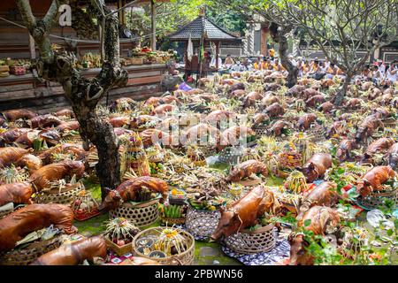 Usaba Sumbu ceremony in Pura Dalem Desa Timbrah Stock Photo - Alamy