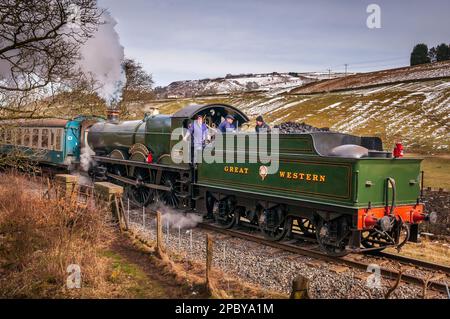 GWR 2900 "Saint" Class No. 2999 Lady of Legend is a 4-6-0 steam ...