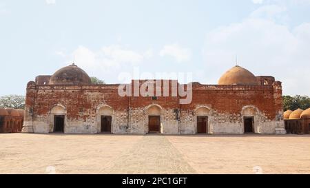 Main Mosque Complex of Murshid Kuli Khan, Murshidabad, West Bengal ...