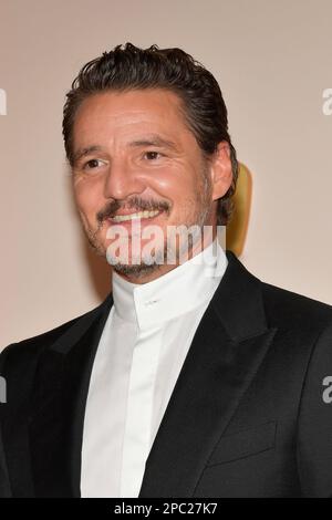 LOS ANGELES - MAR 12: Pedro Pascal at the 2023 Vanity Fair Oscar Party ...
