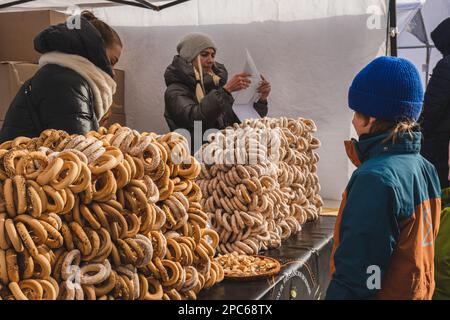 Selling Sushki, traditional Russian, also Ukrainian and Lithuanian ...