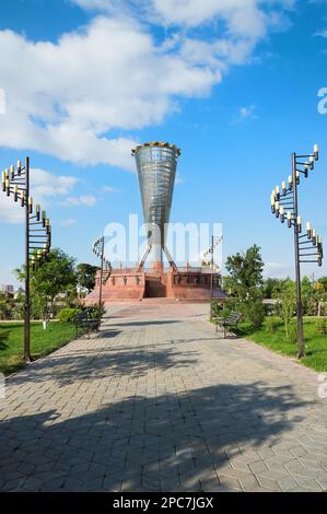 Altyn Shanyrak Monument and Lantern Post Independence Park, Shymkent ...