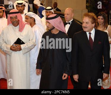Sheikh Maeed Bin Mohammed Al Maktoum Centre, greets Kuwaiti actors ...