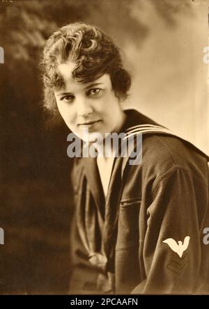 A photograph of a female Navy Yeoman in the U.S. Navy’s white summer ...