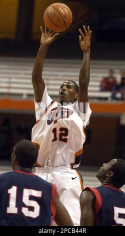 Texas-El Paso's Stefon Jackson shoots the first of two technical foul ...
