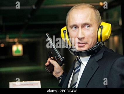 Vladimir Putin Gun