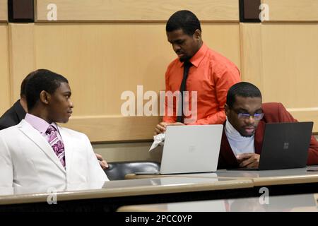 Suspected shooting accomplice Dedrick Williams testifies to who he saw ...