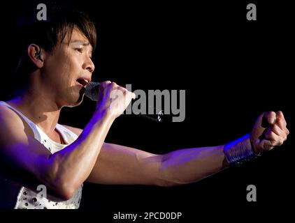 Taiwanese pop singer David Tao sing during his "Love Can" World Tour ...