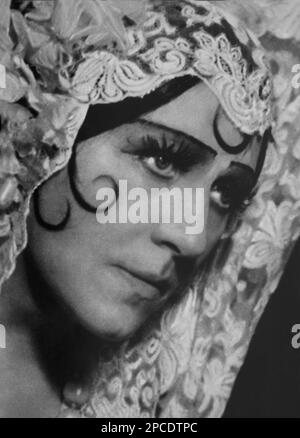 The celebrated german Opera singer soprano BERTA MORENA (born Berta ...