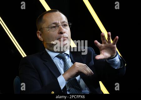 Ukrainian Ambassador to Australia Vasyl Myroshnychenko speaking during ...