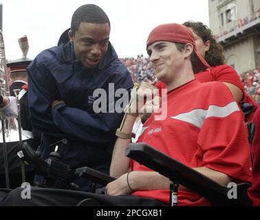 Tyson Gentry, right, former Ohio State punter/receiver, enters Ohio ...