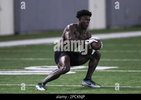 Portland State football player Emmanuel Daigbe participates in the 40 ...