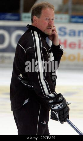 The new head coach of Swiss Ice Hockey club SC Bern, John Van Boxmeer ...