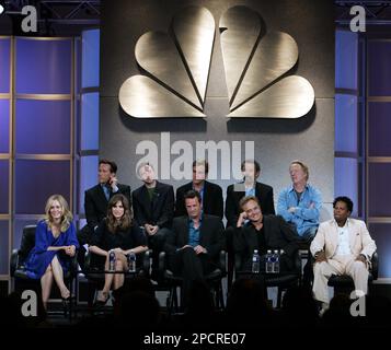 AMANDA PEET, STEVEN WEBER, STUDIO 60 ON THE SUNSET STRIP, 2006 Stock ...