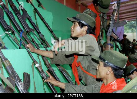 Soldiers from a surrendered breakaway faction ethnic Shan rebel group ...