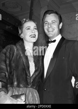 TOPPER, Constance Bennett, 1937 Stock Photo - Alamy