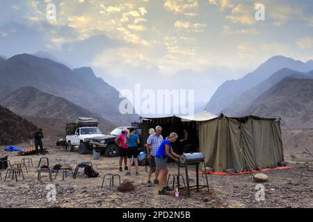 Wild trekkers camp in Wadi Barwas, Wadi Araba Desert, south-central ...