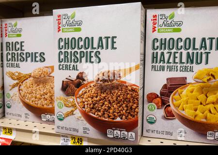 Weis supermarket is a full-service grocery store located in Doylestown ...