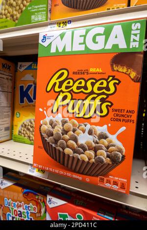 Weis supermarket is a full-service grocery store located in Doylestown ...