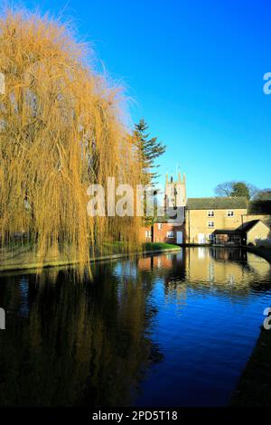Bourne Eau, St Peters church and Baldocks Mill, Bourne town ...