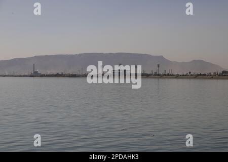 Ataqa Mountain on the Gulf of Suez Stock Photo - Alamy