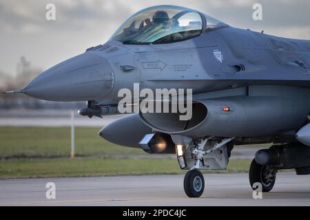 Belgian Air Force X-Tiger F-16 Fighting Falcon taking off from RAF ...