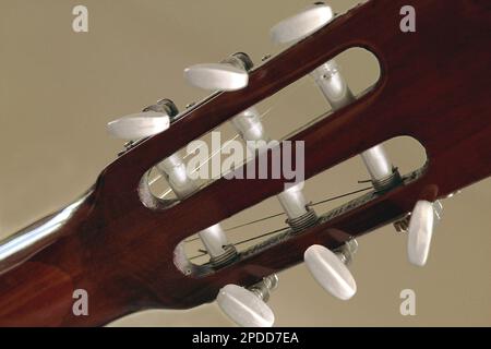 chords of a guitarre, bridge, pegs Stock Photo - Alamy