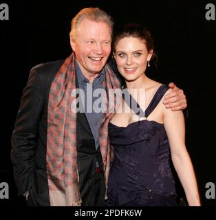 JON VOIGHT, GLORY ROAD, 2006 Stock Photo - Alamy
