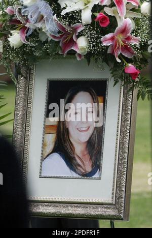 U.S. Army Reserve Command Sgt. Maj. Luther Thomas Jr. attends the re ...