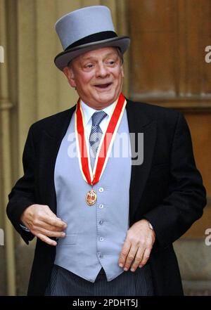 Gill Hinchcliffe and Sir David Jason attend the 2017 National Film ...