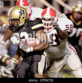 Vanderbilt running back Cassen Jackson-Garrsion (22) scores on a 15 ...