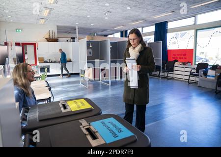 GOUDA - Mirjam Bikker Christian Union and Mohammed Mohandis GreenLeft ...