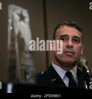 U.S. Air Force Col. Charlie Thigpen, left, deputy director for the ...