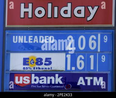 Sign for E 85 Ethanol Blend Fuel Stock Photo - Alamy
