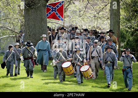 ARKANSAS Reenactment in the civil war Battle of Pea Ridge National ...
