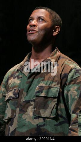 Opening of JULIUS CAESAR with Denzel Washington Stock Photo - Alamy