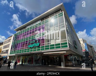 shopping mall Vision City in Port Moresby, Papua New Guinea Stock Photo ...