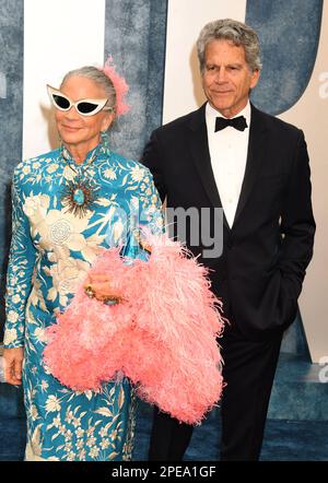 Lisa Eisner at the Vanity Fair Oscar party in West Hollywood California ...