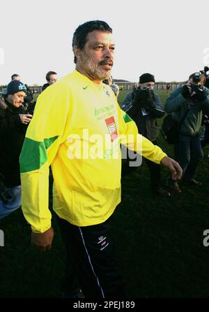 GARFORTH TOWN SOCRATES Stock Photo - Alamy