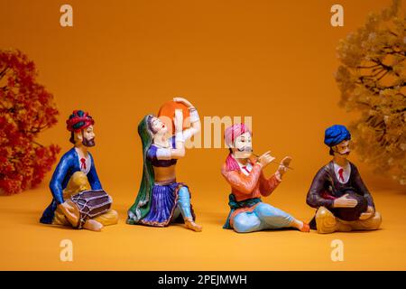 Rajasthani Musical Couple Statue Beautiful Sculpture Idol artist Stock ...