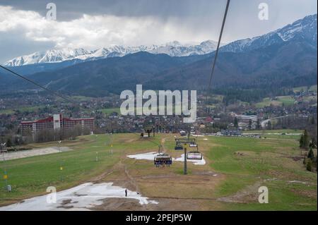Cable car (Kolej Linowa) from Karpacz to the Little Koppe (Mala Kopa ...