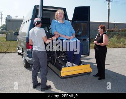 World's tallest woman, Sandy Allen, Boardwalk, Wildwood, New Jersey; ca ...