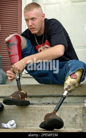 United States Army veterans coming home on the Elgin Victory ship at ...