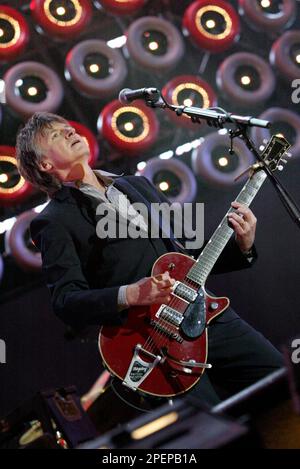 Crowded House perform at the Live Earth concert. Aussie Stadium. Sydney ...
